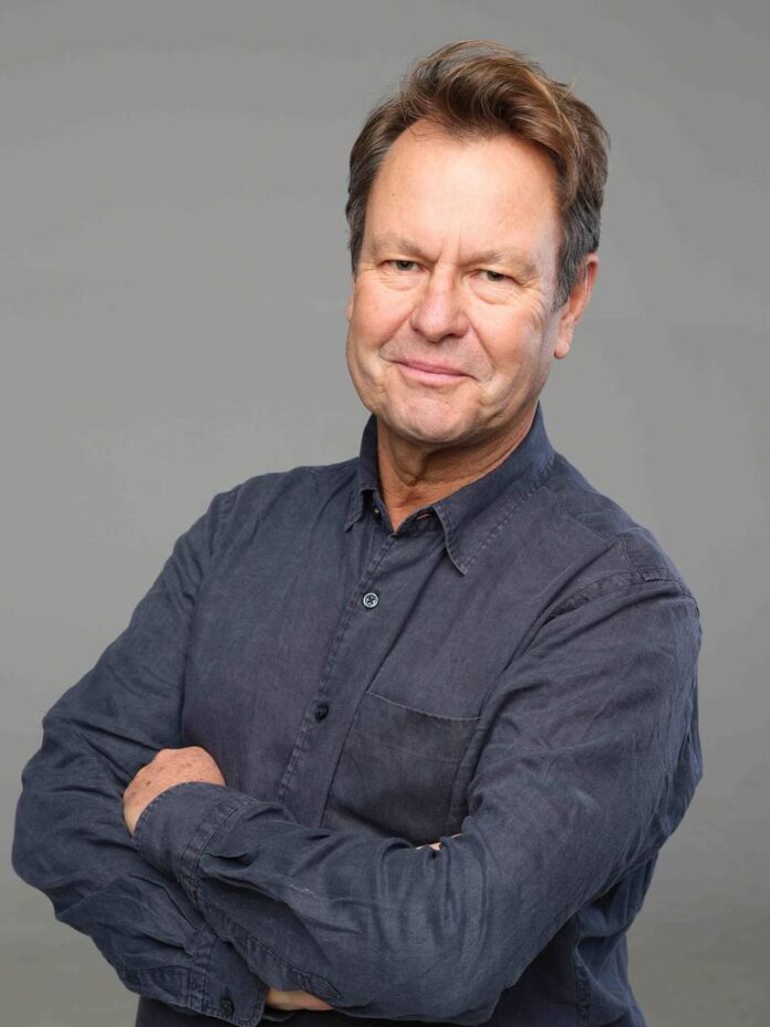 Teetotallers are Freeloading in Restaurants - Glug Wines